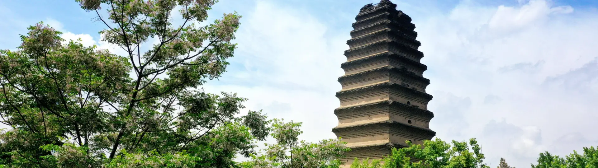 Explore Xi’an Small Wild Goose Pagoda in the Silk Road Tour